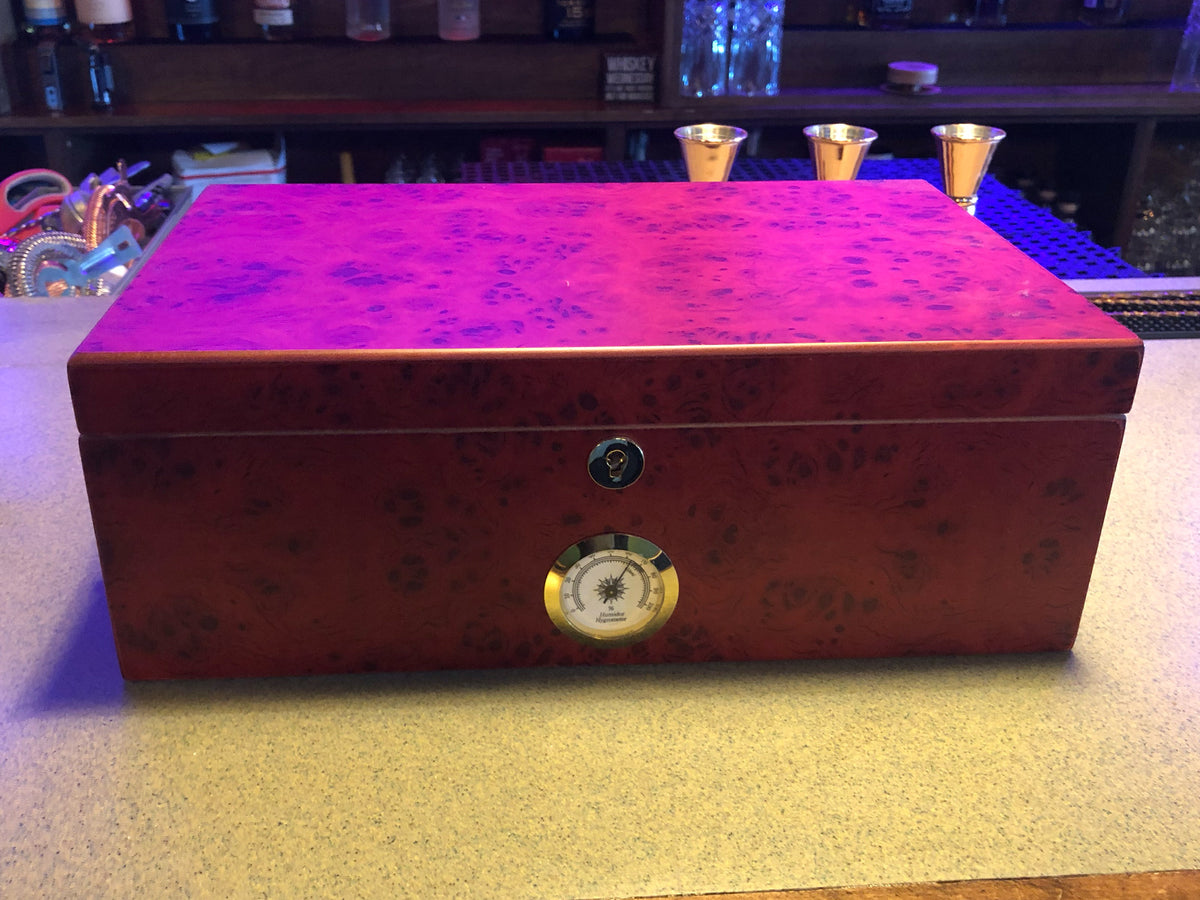 Medium Mahogany Humidor with Gold Handle – Fairway Cigar Lounge